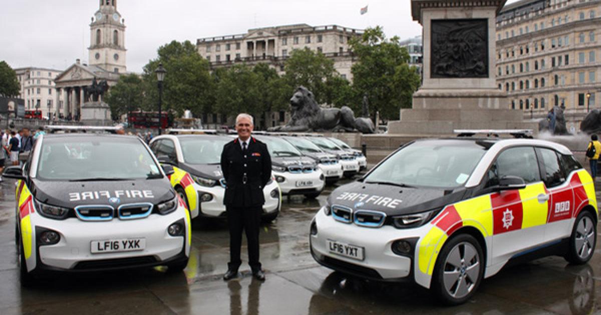 BMW i3 fleet gives green tinge to fire brigade blue lights - Zapmap